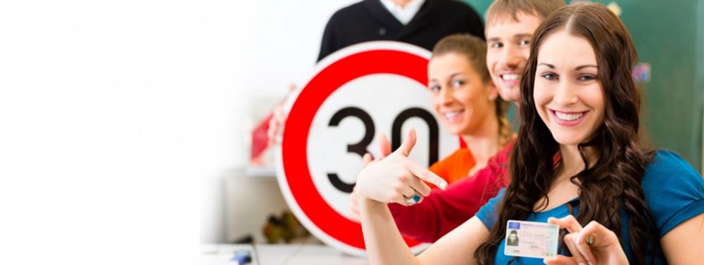 Valuable Tips from the Best Driving School in Dubai for Passing the ...